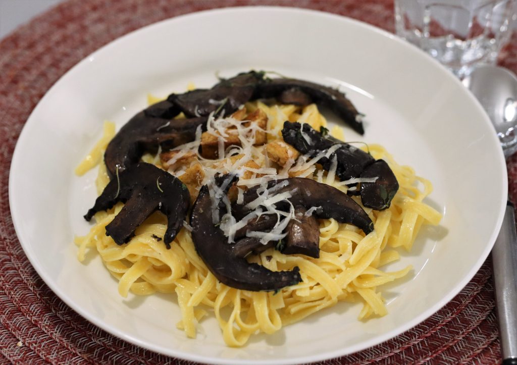 Portobellopasta – Suviruokaa